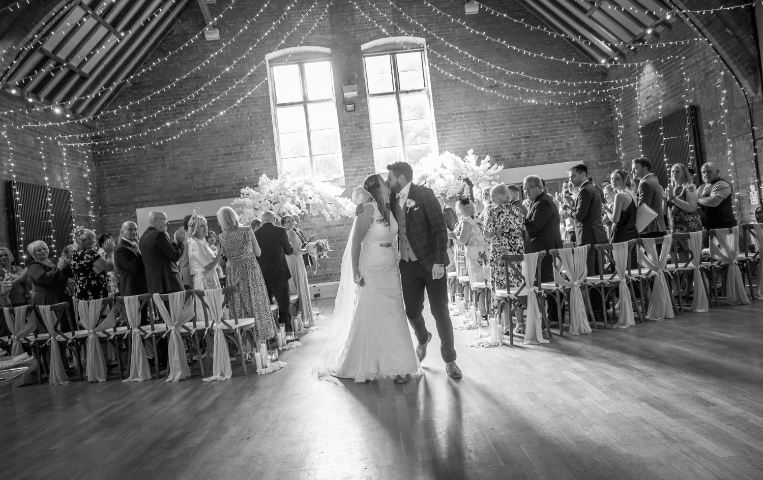 WEDDING PHOTOGRAPHY – Pictoria Pictures